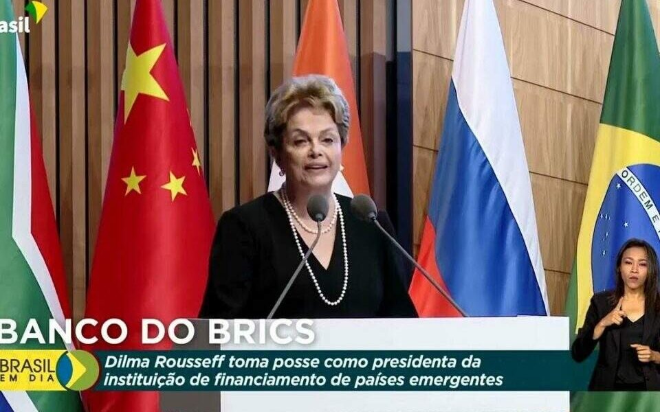 Perigo eminente de calote: Brasil avaliza R$35 bilhões do Brics para Argentina – Portal S1